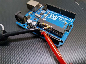 Arduino Battery Status Monitor v1 - Codrey Electronics