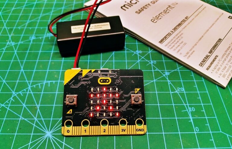 BBC micro:bit Dark-Activated LED Badge - Codrey Electronics