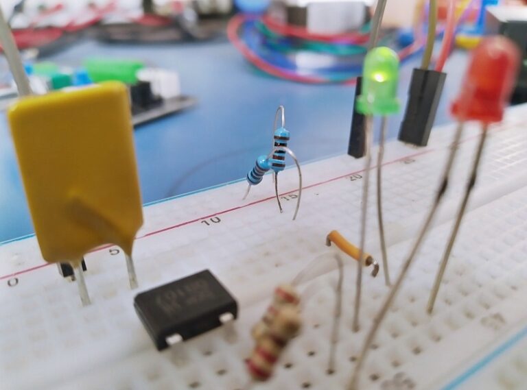 Poor man's Car Power Probe - Codrey Electronics
