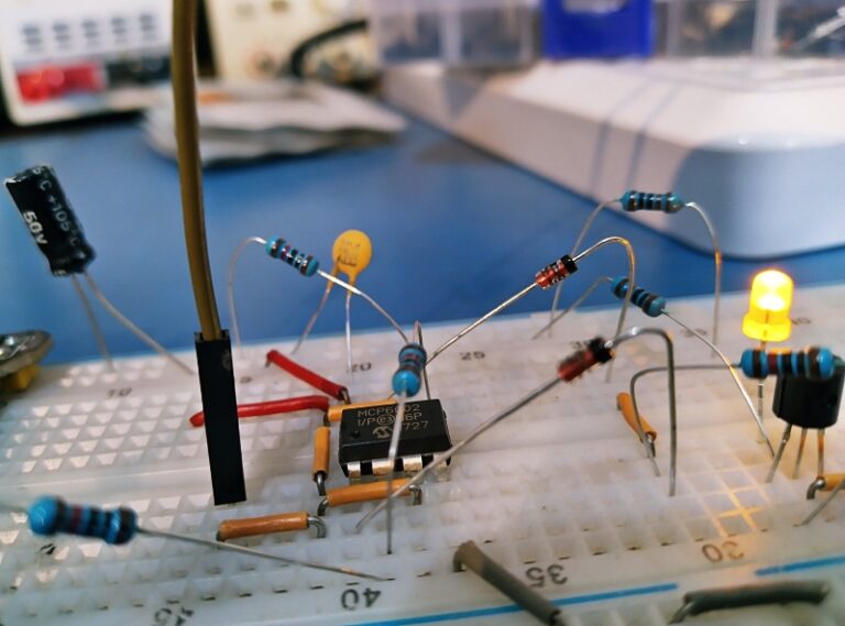 Window Comparator Revisited - Codrey Electronics